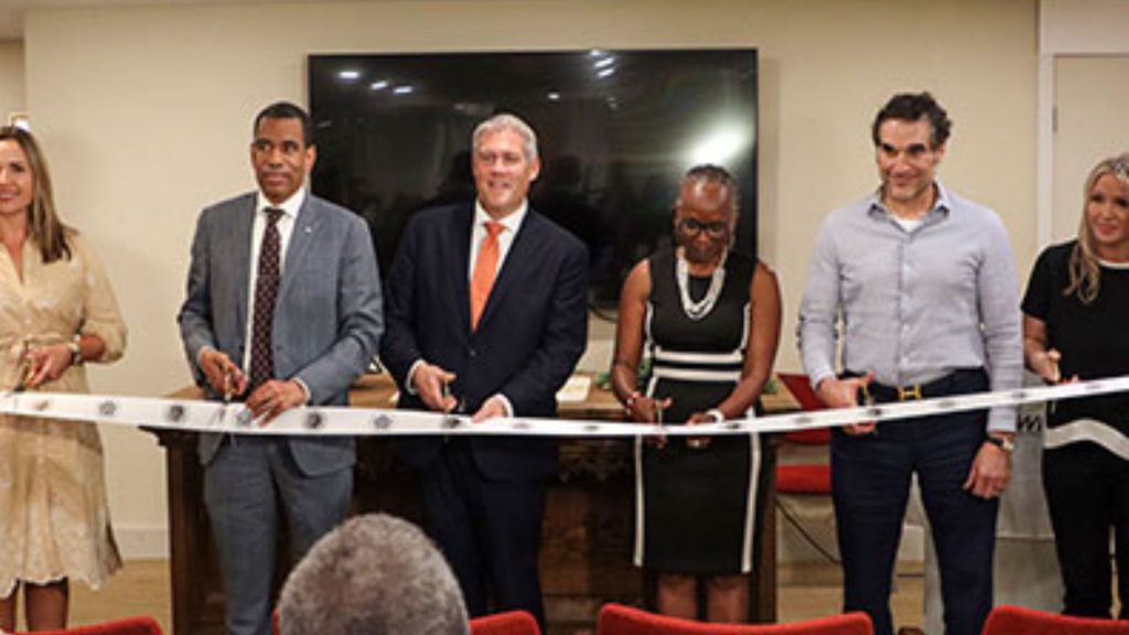 County Executive Bello and Mayor Evans celebrate new downtown chapter ...